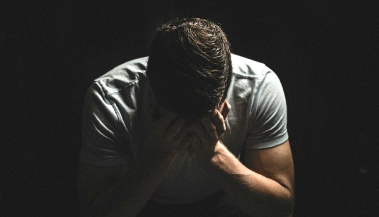 Cómo perdonar a alguien que te ha lastimado y traicionado
