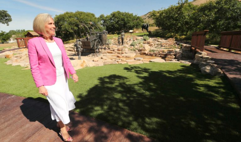 Presidenta Jones: Obteniendo fortaleza del ejemplo de los pioneros