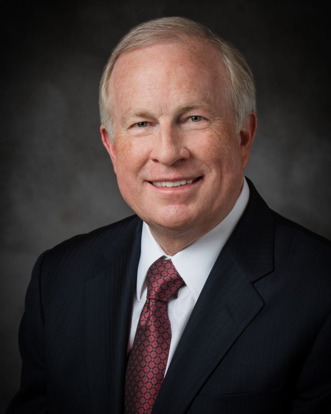 Se relevan a 6 Autoridades Generales de los Setenta