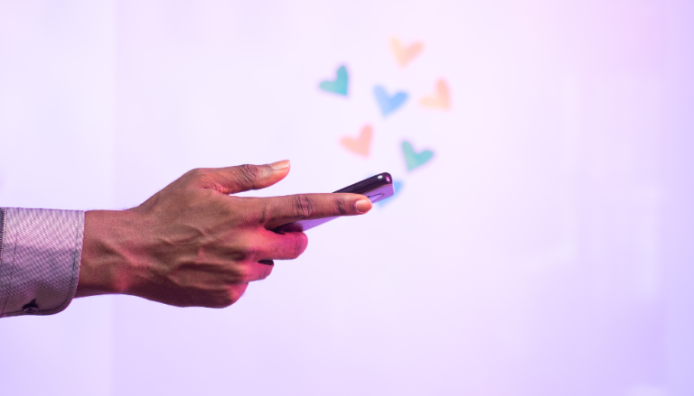 Citas y exaltación: 5 formas de demostrar amor en la era digital