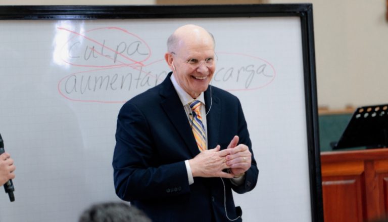 Élder Renlund: La Iglesia de Jesucristo es fuerte en Guatemala