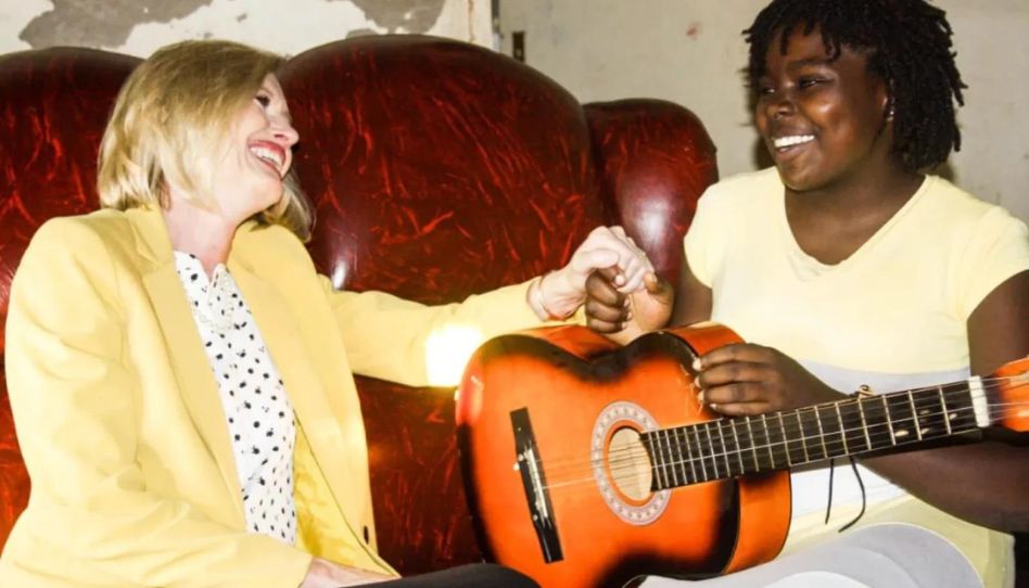 Las hermanas Cordon, Craig y Craven se despiden de las Mujeres Jóvenes