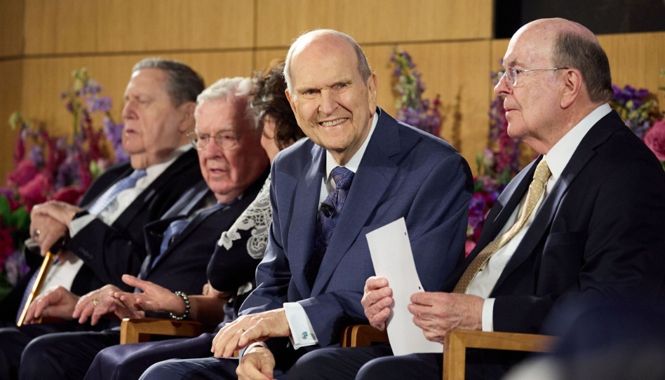 Pdte. Nelson: Sean misioneros y discípulos de Jesús toda su vida, no por un breve momento