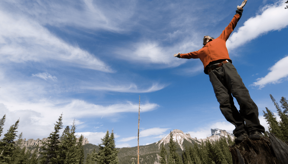 Élder Uchtdorf: Todo se fortalece cuando no dejamos de practicarlo
